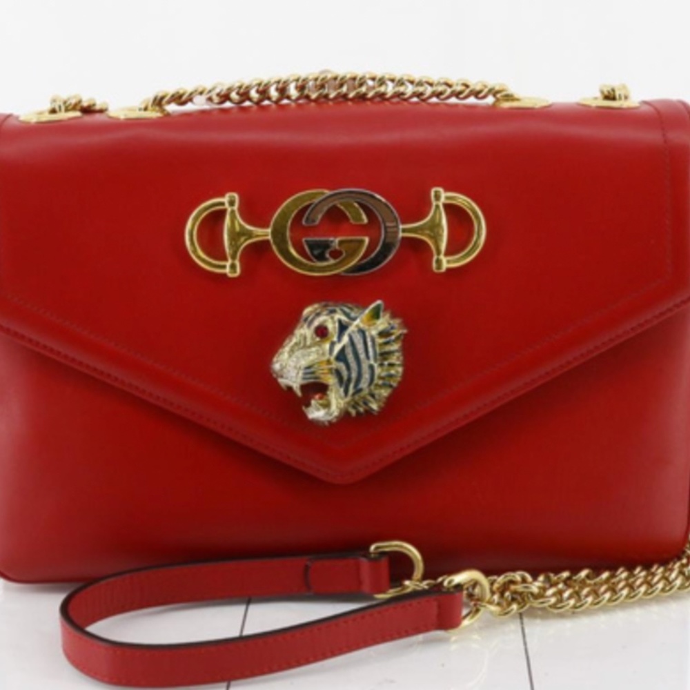 Rare Gucci Raja Zumi Leather Chain Shoulder Red - Gem